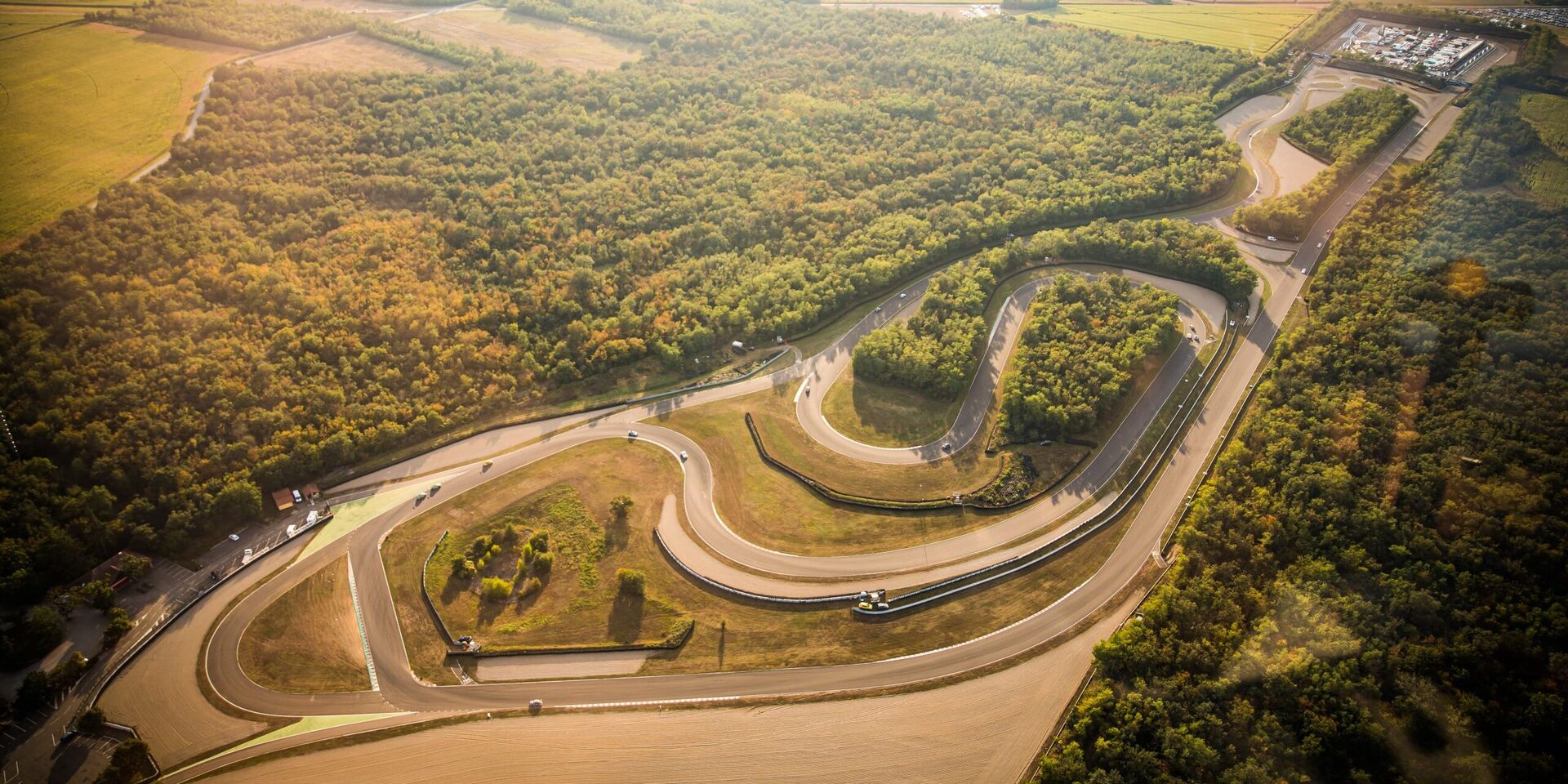 Des billets pour l'Anneau du Rhin à gagner! | auto-illustré - le ...