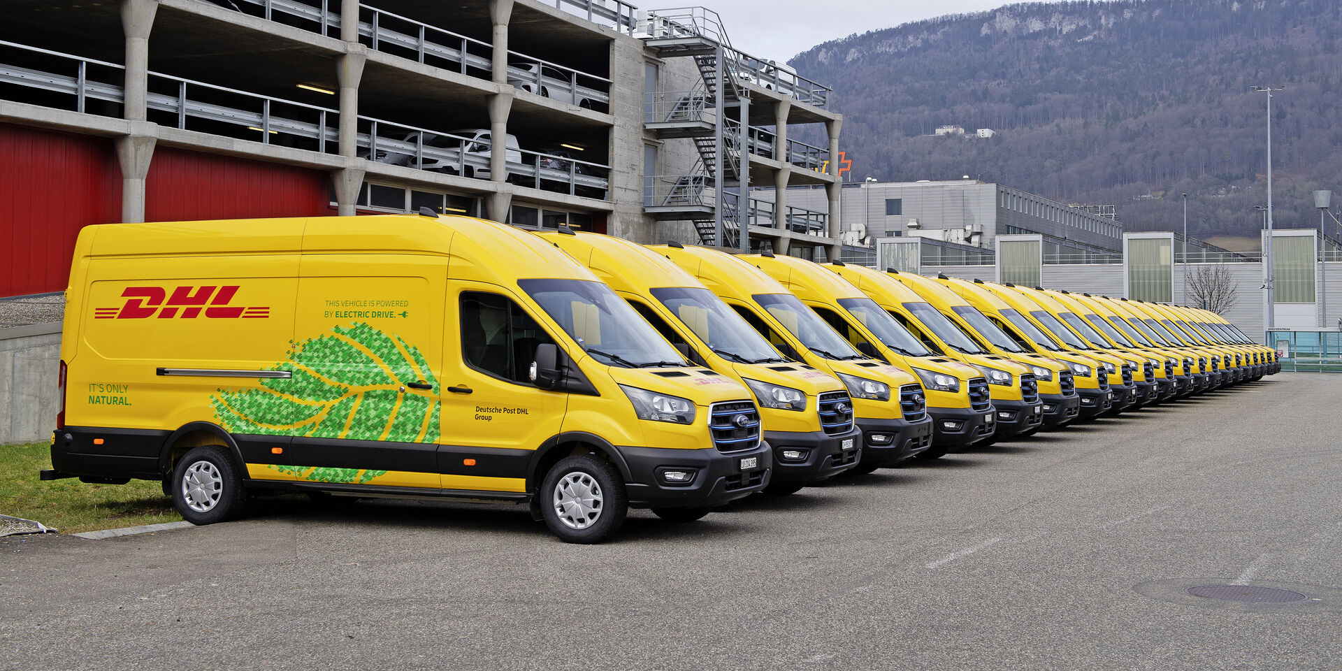 La flotte DHL électrisée par Ford | auto-illustré - le magazine ...