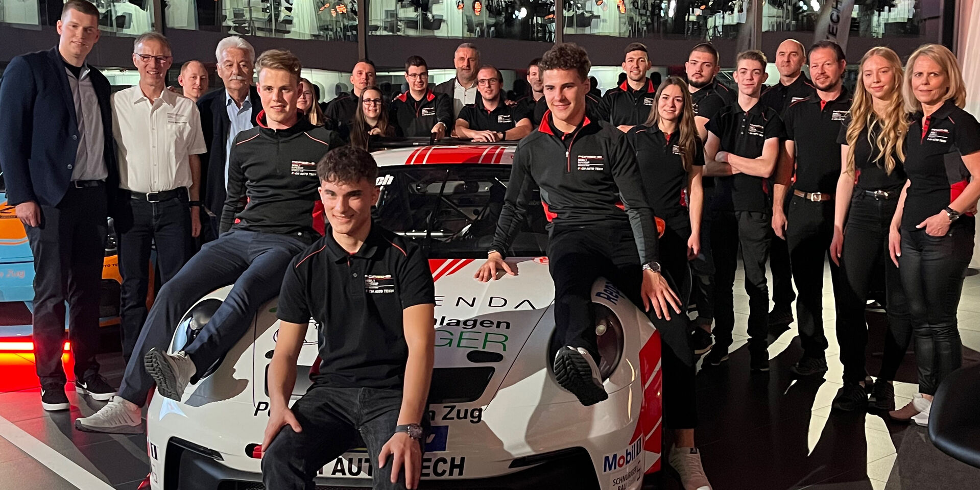 Team Fach – Auf Championskurs | auto-illustrierte - Das Schweizer ...