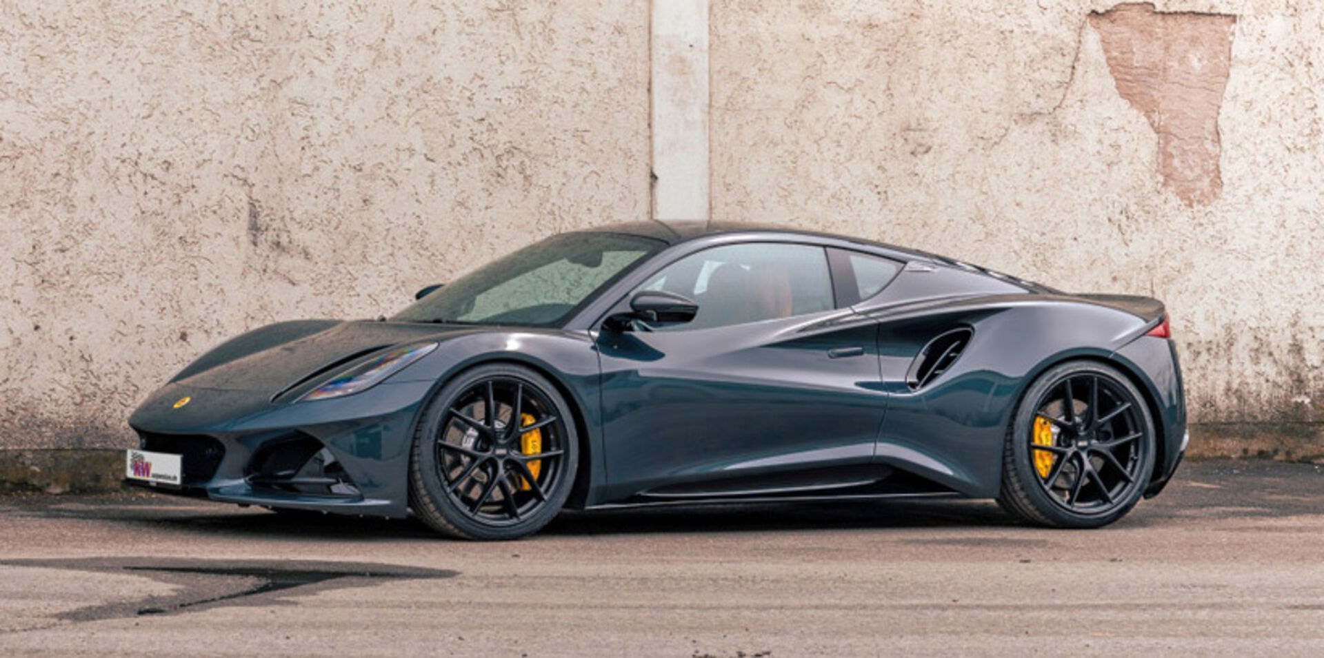 KW V5 Clubsport für den Lotus Emira | auto-illustrierte - Das Schweizer ...