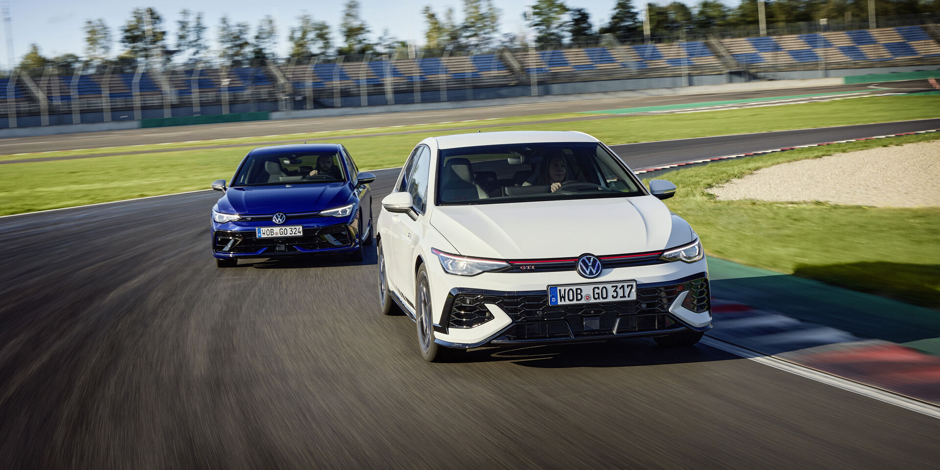 VW Golf 8 GTI Clubsport vs. Golf R | auto-illustrierte - Das Schweizer ...