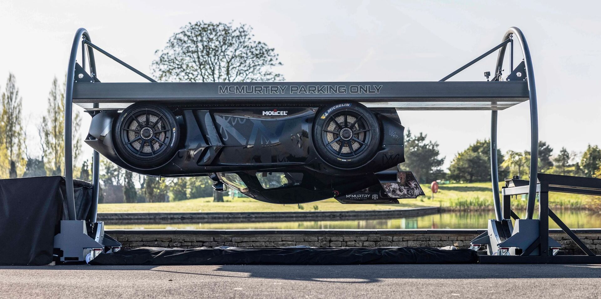 McMurtry Spéirling roule la tête en bas | auto-illustré - le magazine ...